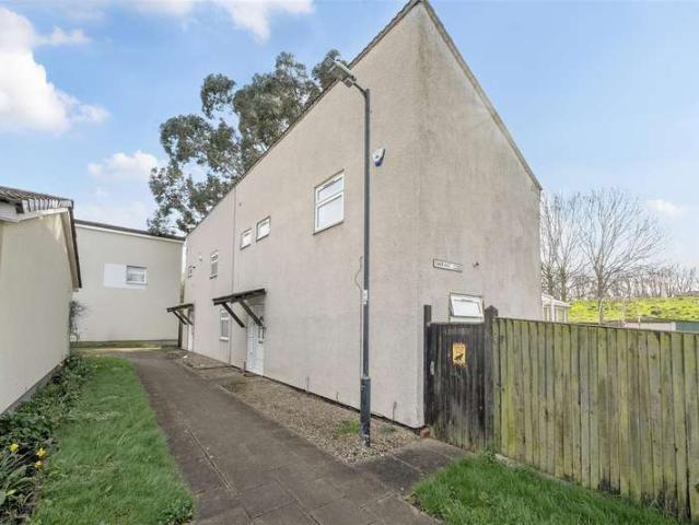 2 Bedroom Semi Detached House