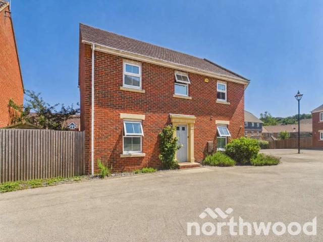 2 Bedroom Semi Detached House
