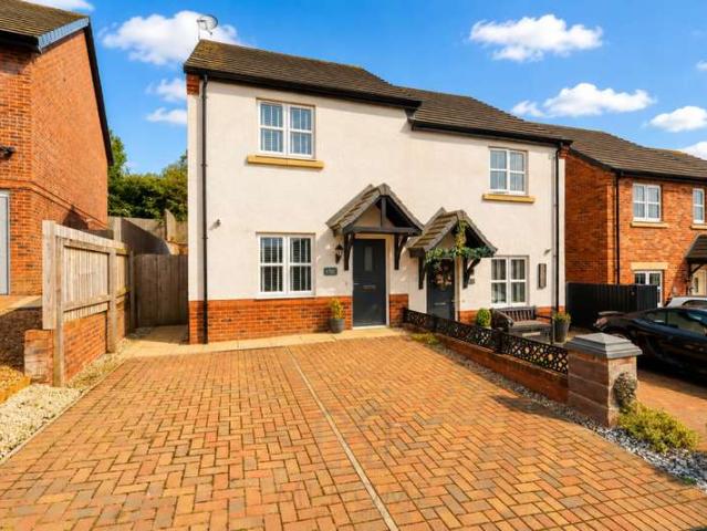 2 Bedroom Semi Detached House
