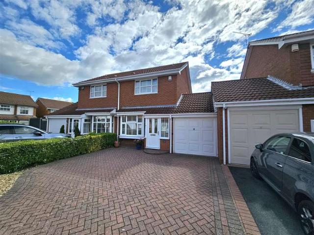 2 Bedroom Semi Detached House