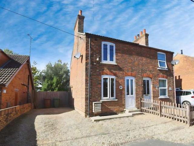 2 Bedroom Semi Detached House