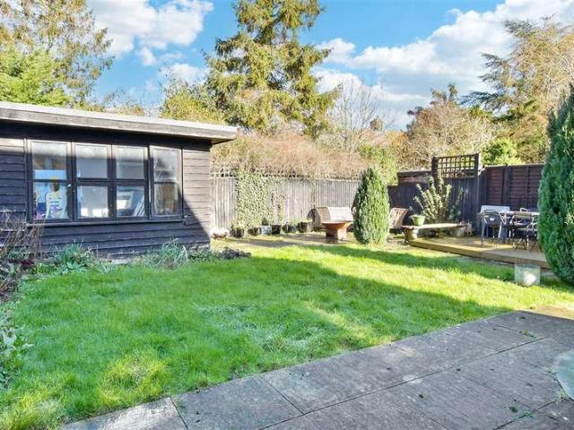 2 Bedroom Semi Detached House
