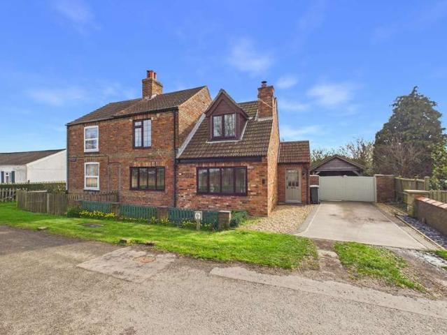 2 Bedroom Semi Detached House