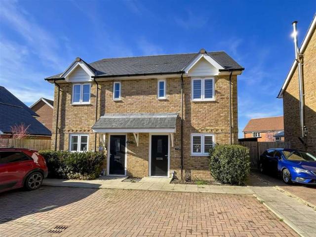 2 Bedroom Semi Detached House