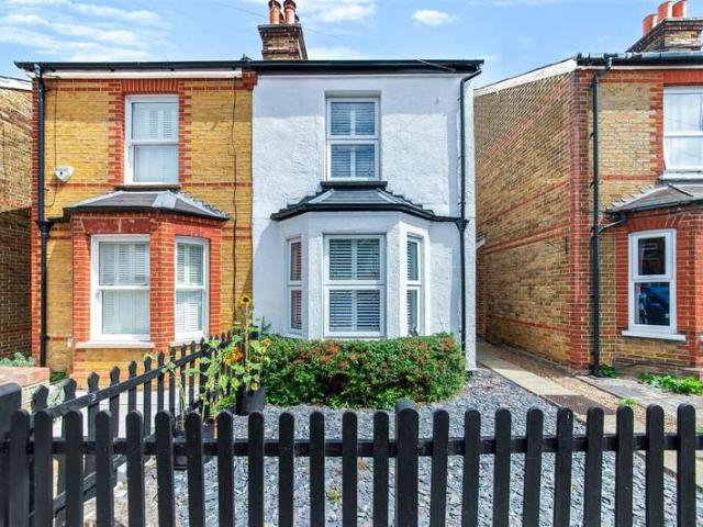 2 Bedroom Semi Detached House