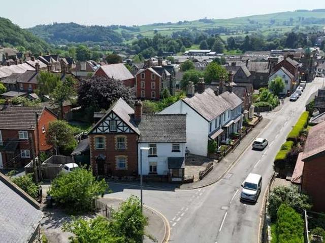 2 Bedroom Semi Detached House