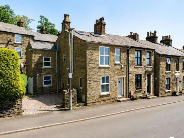 2 Bedroom Semi Detached House