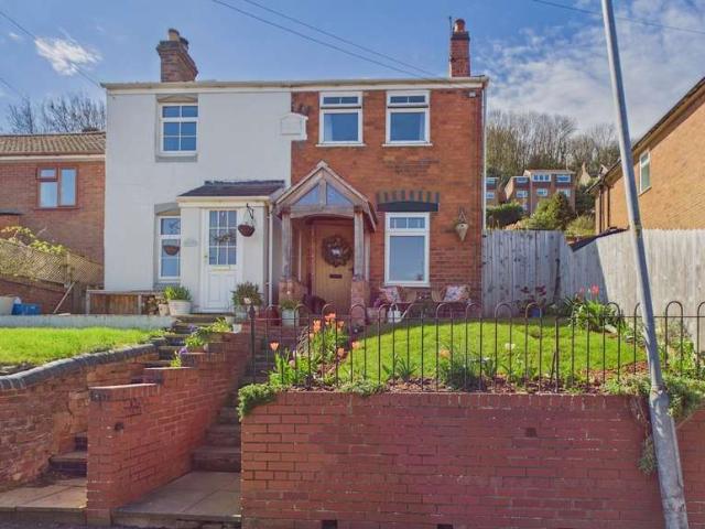 2 Bedroom Semi Detached House