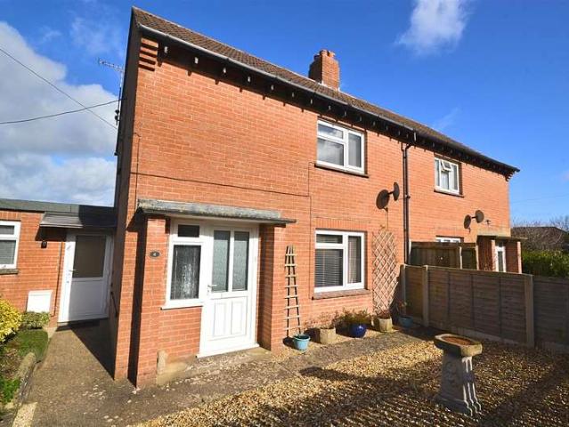 2 Bedroom Semi Detached House