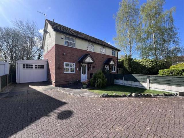 2 Bedroom Semi Detached House
