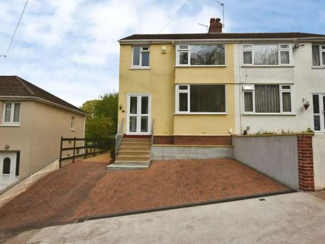3 Bedroom Semi Detached House