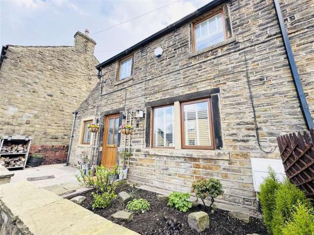 2 Bedroom Semi Detached House