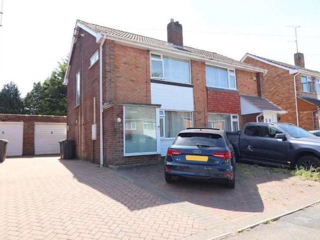2 Bedroom Semi Detached House