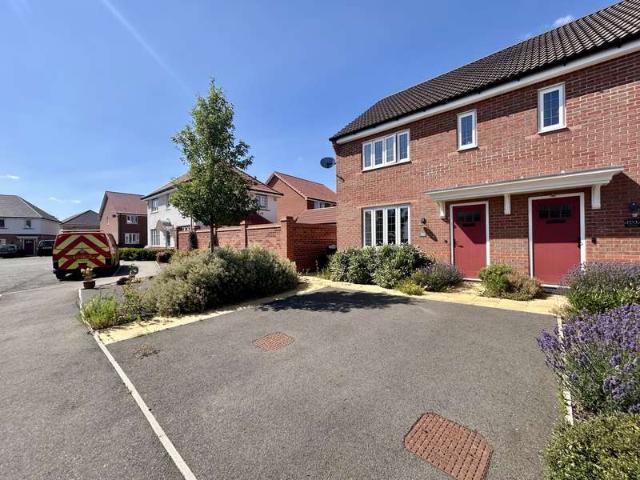 2 Bedroom Semi Detached House