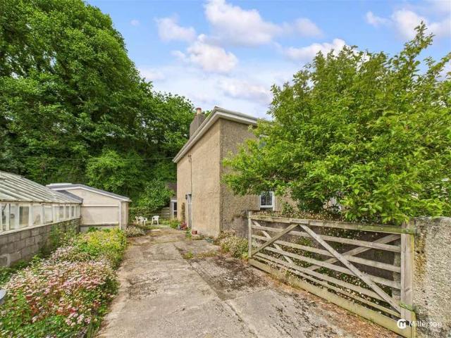2 Bedroom Semi Detached House