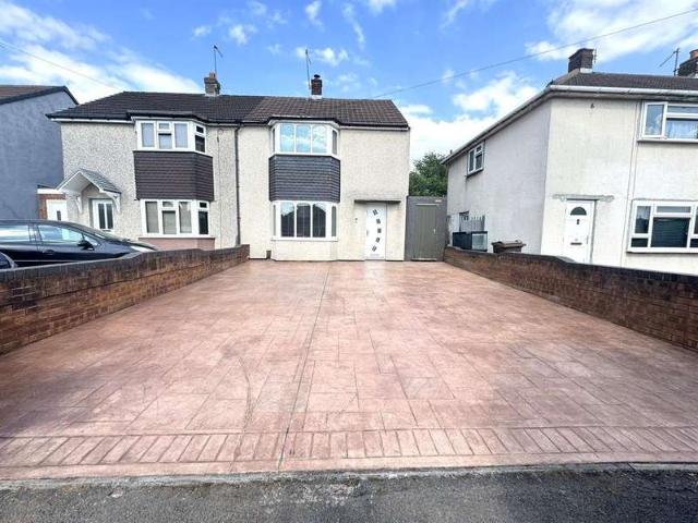 2 Bedroom Semi Detached House