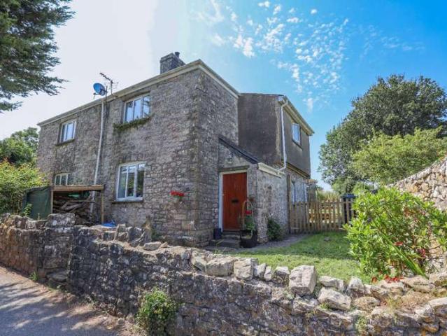 2 Bedroom Semi Detached House