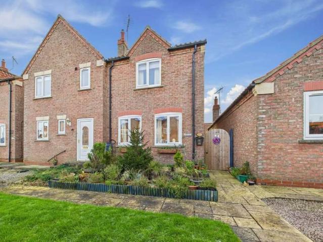 2 Bedroom Semi Detached House