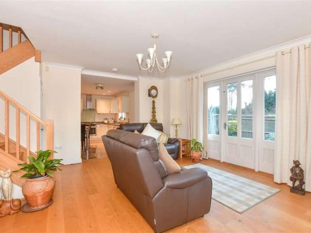 2 Bedroom Semi Detached House