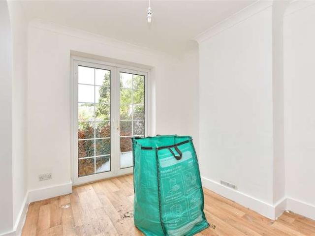 2 Bedroom Semi Detached House