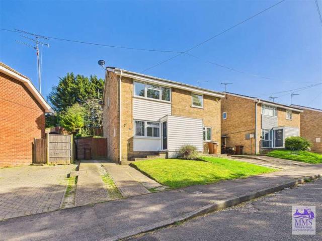 2 Bedroom Semi Detached House