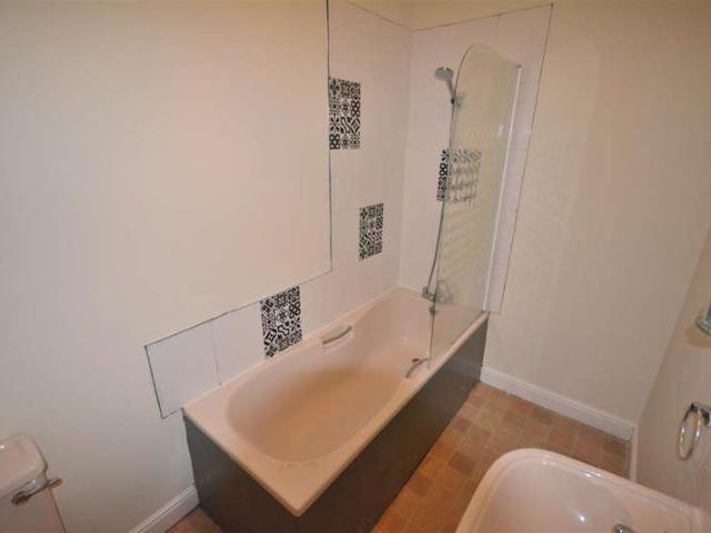 2 Bedroom Semi Detached House