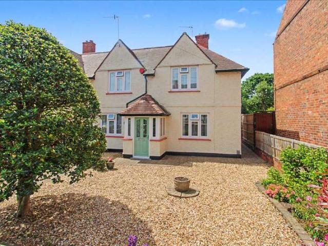 2 Bedroom Semi Detached House