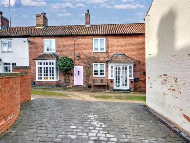 2 Bedroom Semi Detached House
