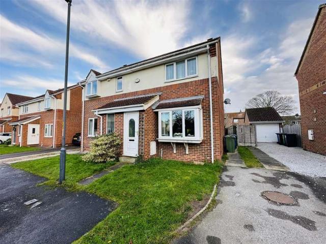 2 Bedroom Semi Detached House