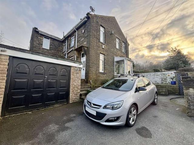 2 Bedroom Semi Detached House