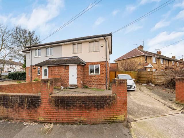 2 Bedroom Semi Detached House