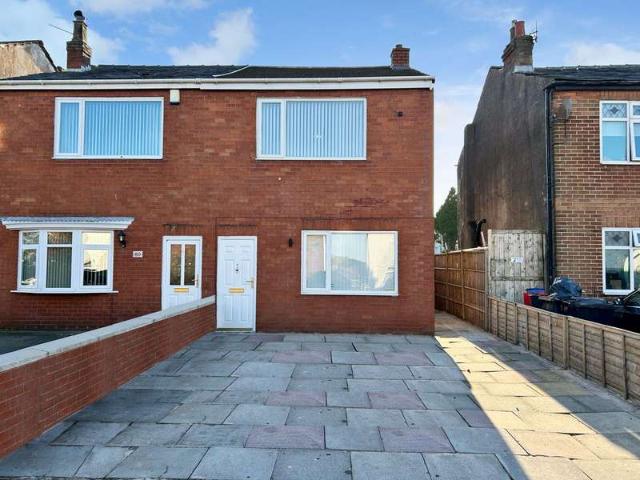 2 Bedroom Semi Detached House