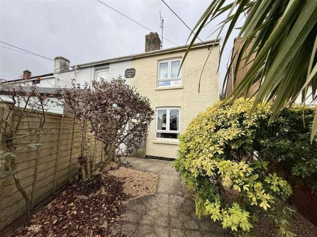 2 Bedroom Semi Detached House