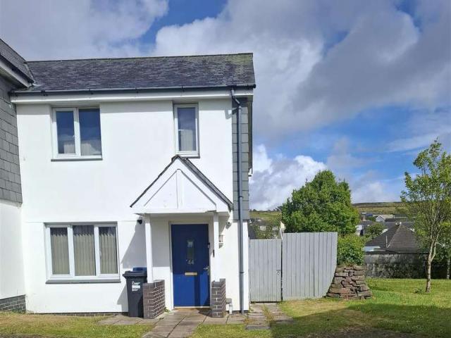 2 Bedroom Semi Detached House