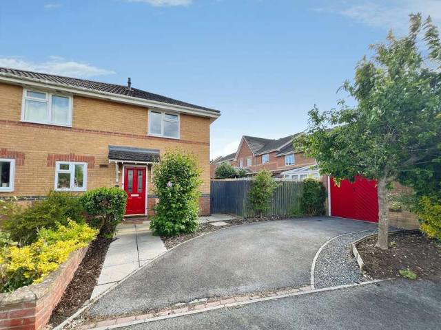 2 Bedroom Semi Detached House