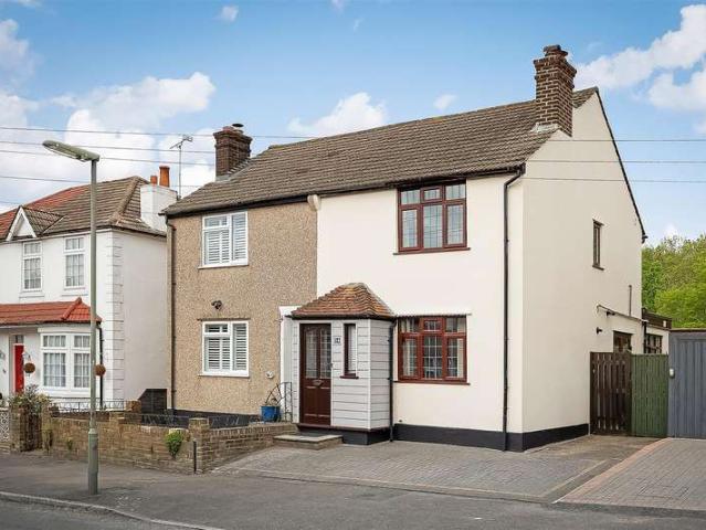 2 Bedroom Semi Detached House