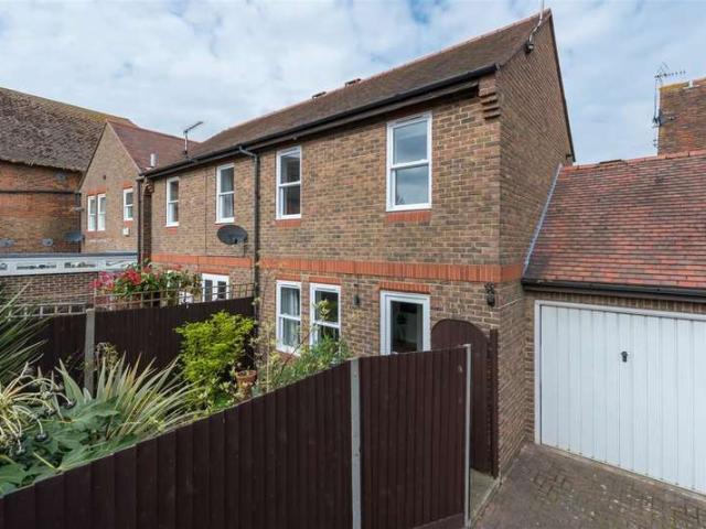 2 Bedroom Semi Detached House