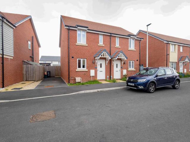 2 Bedroom Semi Detached House