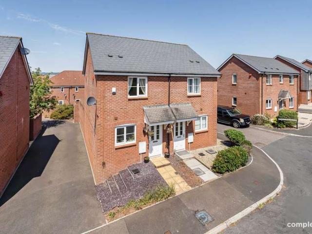 2 Bedroom Semi Detached House