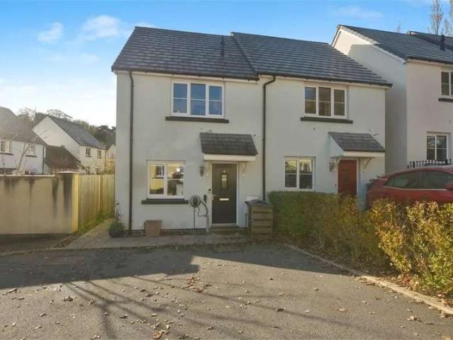 2 Bedroom Semi Detached House