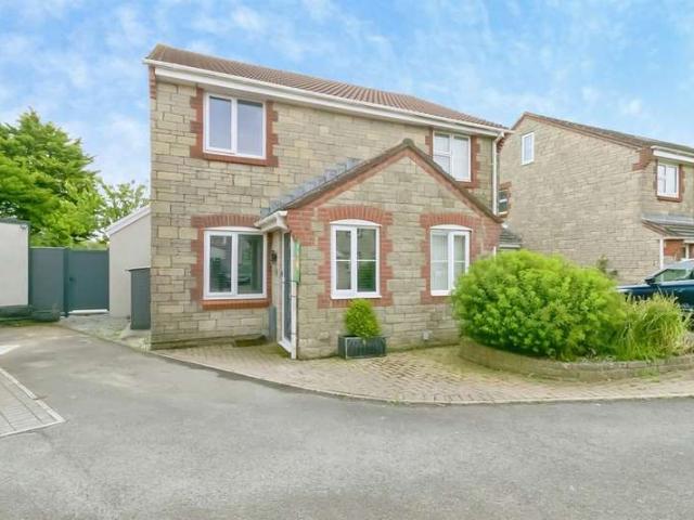 2 Bedroom Semi Detached House