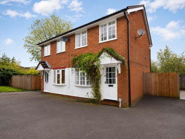 2 Bedroom Semi Detached House