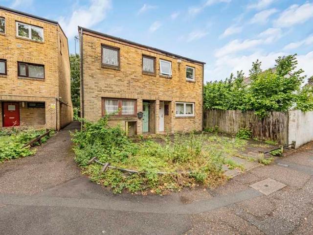 2 Bedroom Semi Detached House