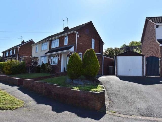 2 Bedroom Semi Detached House