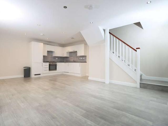 2 Bedroom Semi Detached House