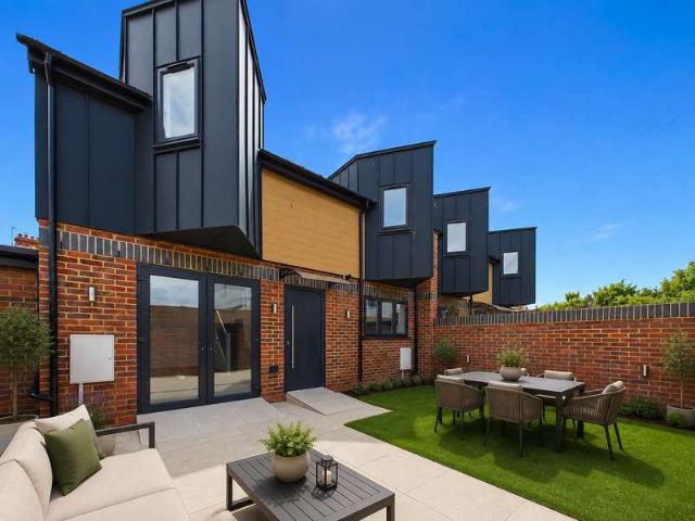2 Bedroom Semi Detached House