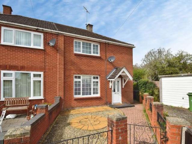 2 Bedroom Semi Detached House