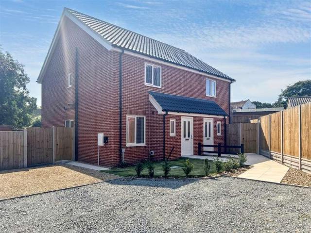 2 Bedroom Semi Detached House