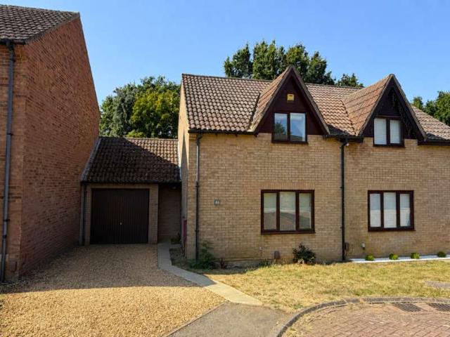 2 Bedroom Semi Detached House