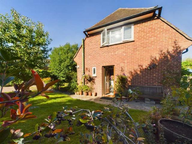 2 Bedroom Semi Detached House
